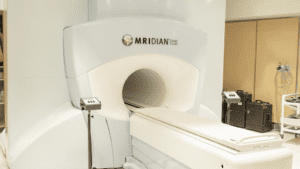 MRIdian Linac（MRI 引导放射治疗）能否提供更精确的癌症治疗? - UCLA Health 加州大学洛杉矶分校医疗系统